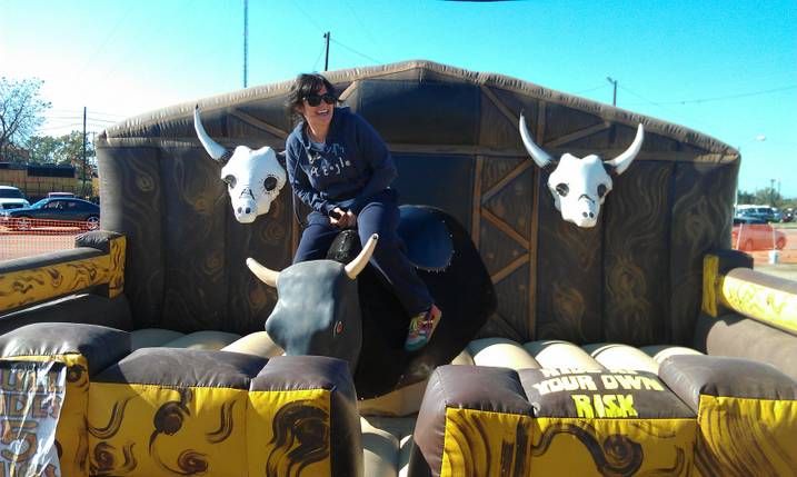 Bully Bull - Mechanical Bull RentalMechanical Bull Rental